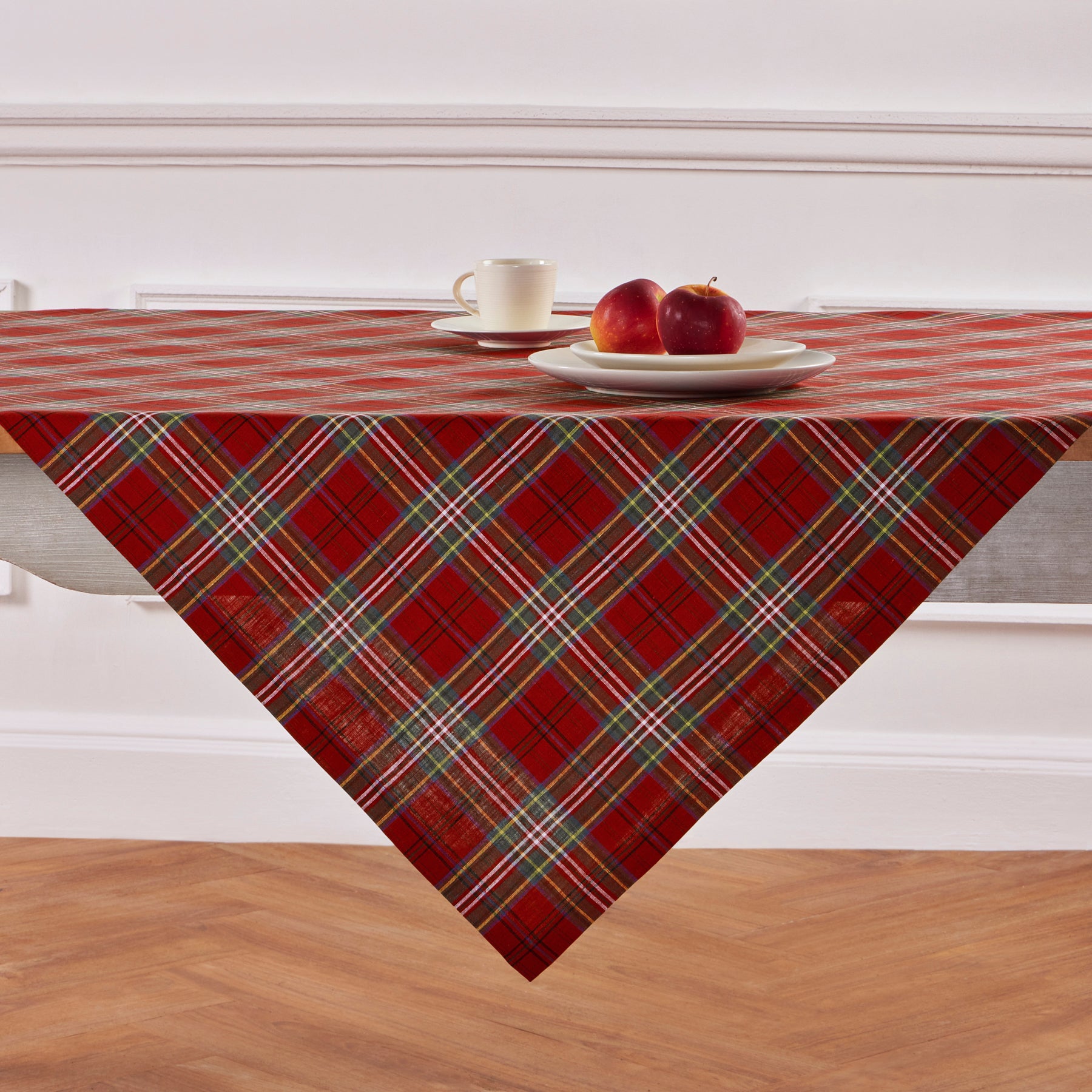 Classic Tartan Plaid Table Throw – Solino Home
